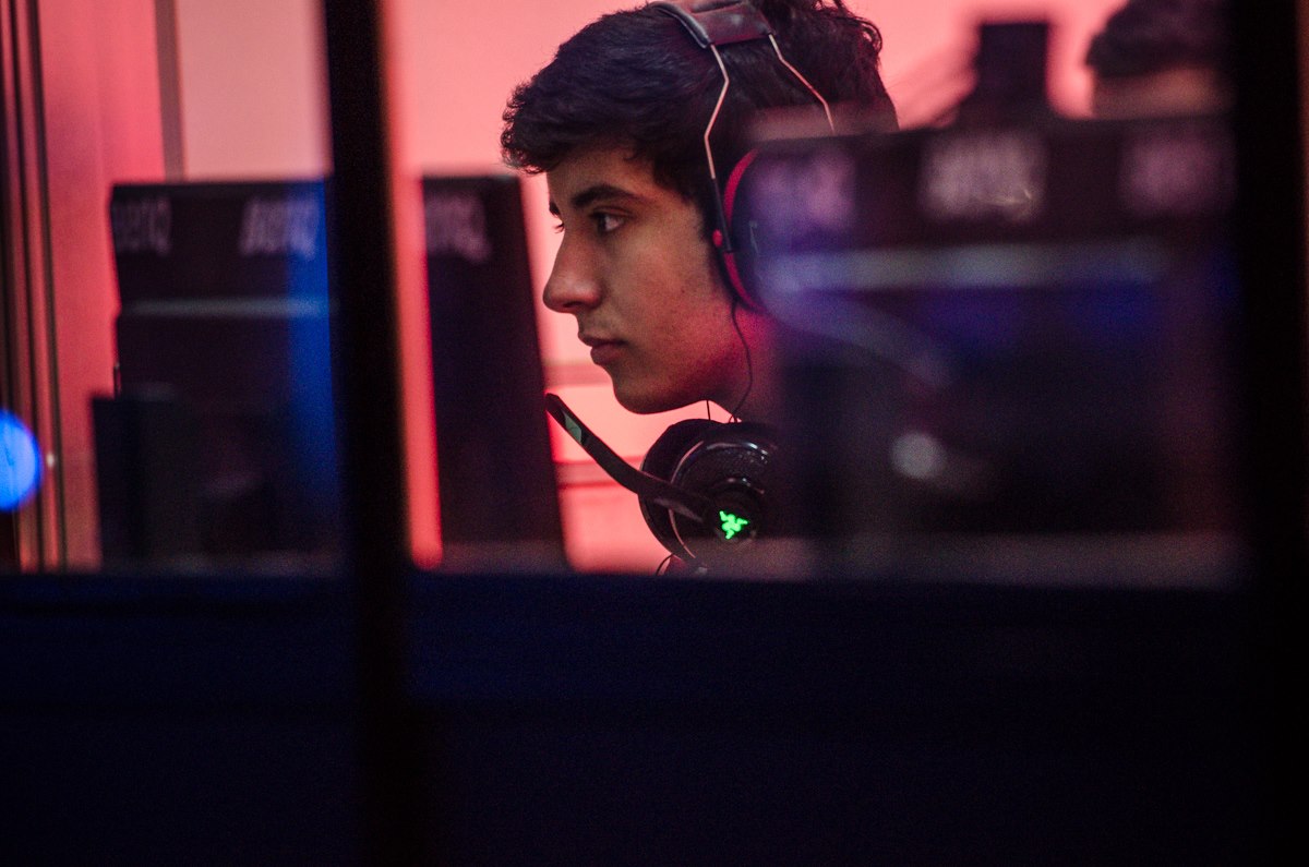 Janna Entrevista – CG Element - Mais Esports