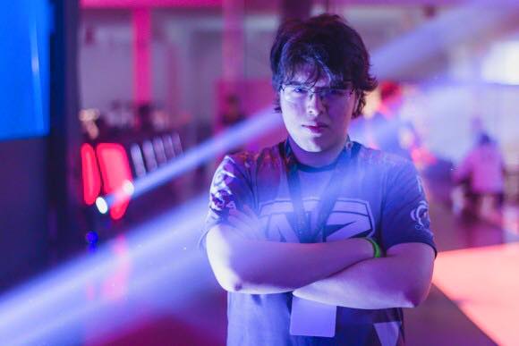 Jockster jogará como Top Laner na Red - Mais Esports