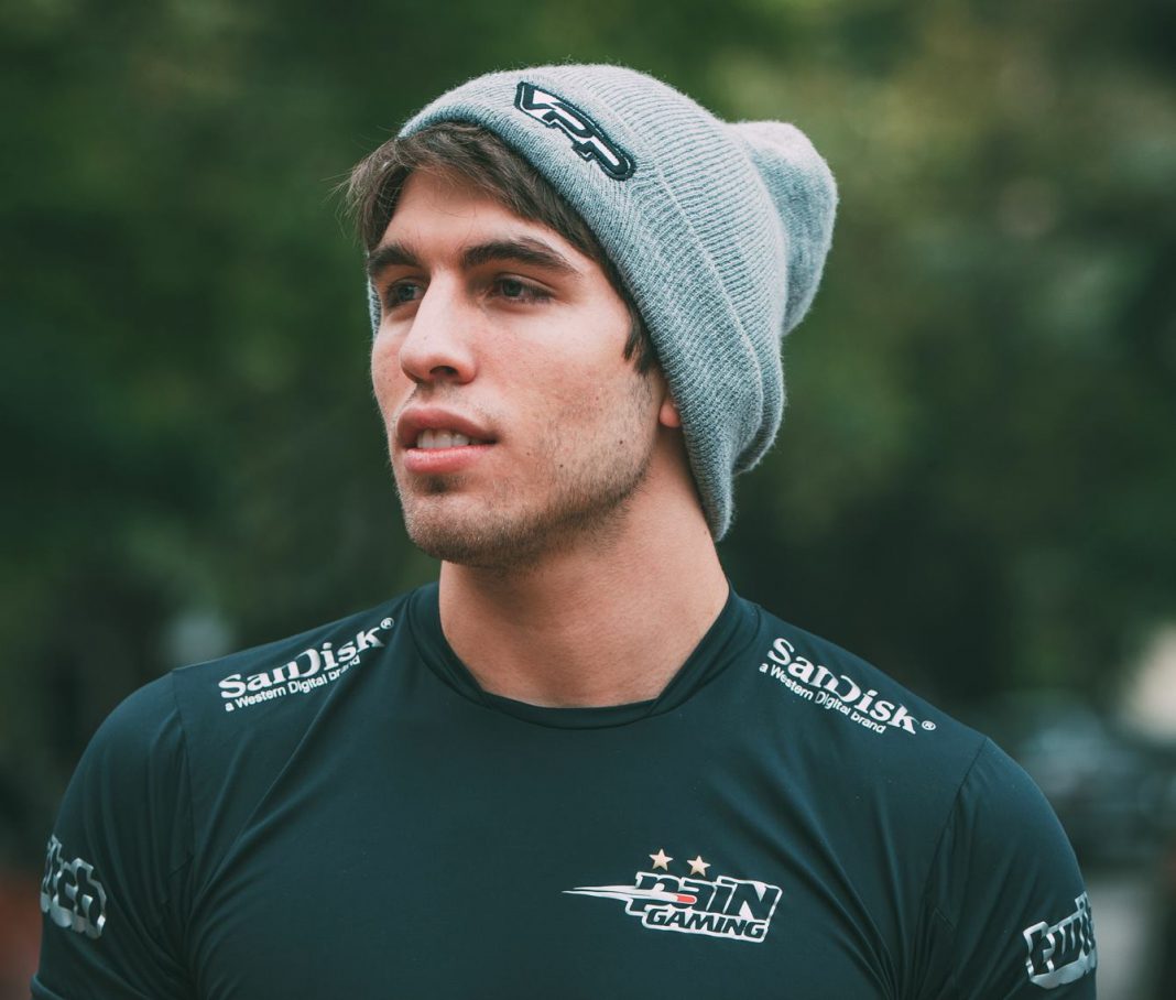 Rakin admite que a camisa pesa e comenta estreia pela paiN - Mais Esports