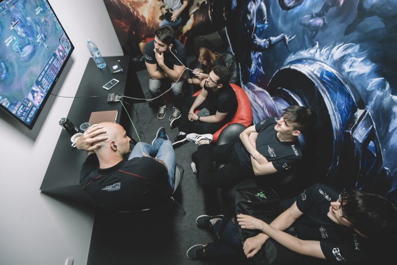 Rakin revela que mudança foi premeditada e comenta estreia - Mais Esports