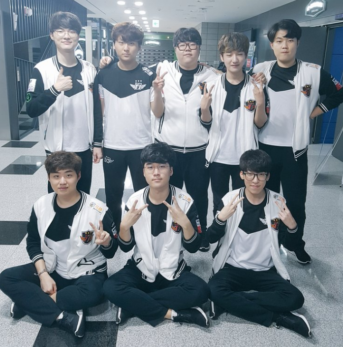 SK Telecom T1 define 6 jogadores que irão para o Mundial 2017 - Mais ...