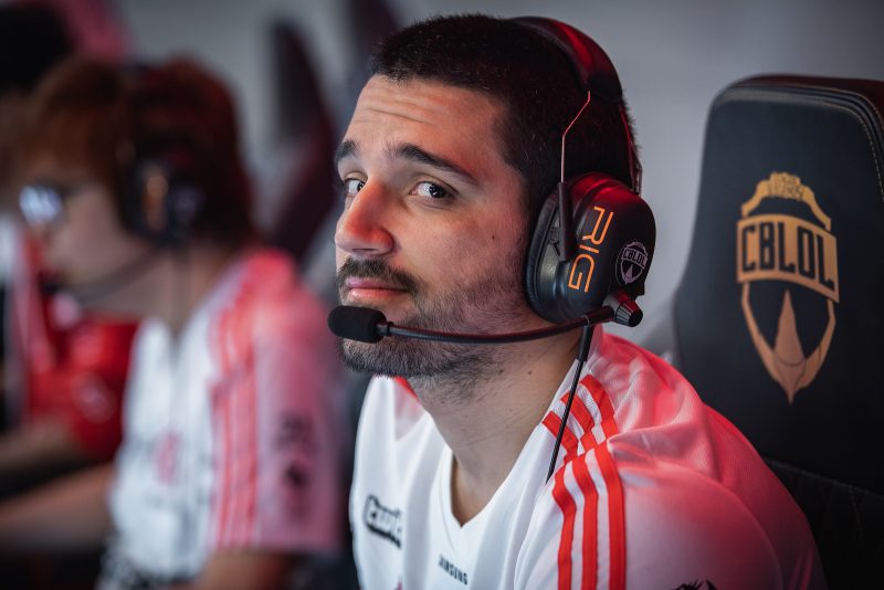 brTT conta que atualmente sua única motivação é buscar resultados ...