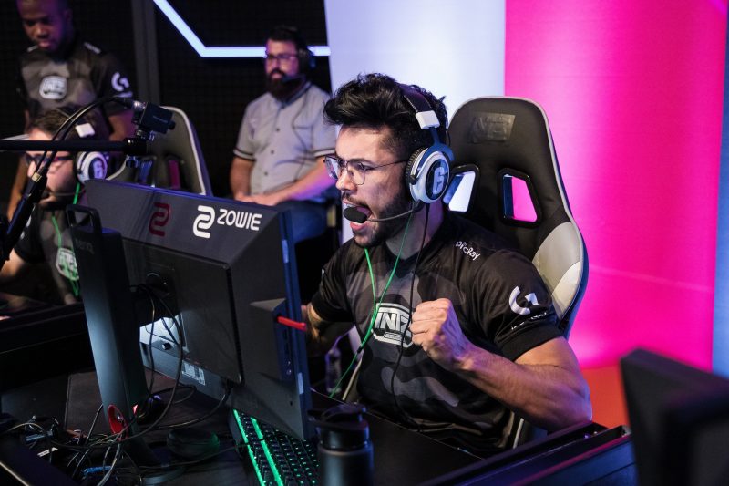 R6: INTZ anuncia desligamento de yuuK - Mais Esports