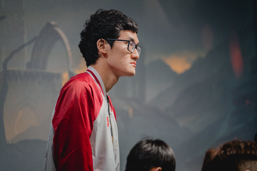 LoL: Karsa o lobo dourado - Mais Esports