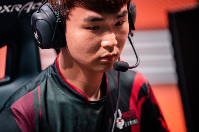 LoL: Após uma série de resultados ruins, GorillA e sOAZ deixam a ...