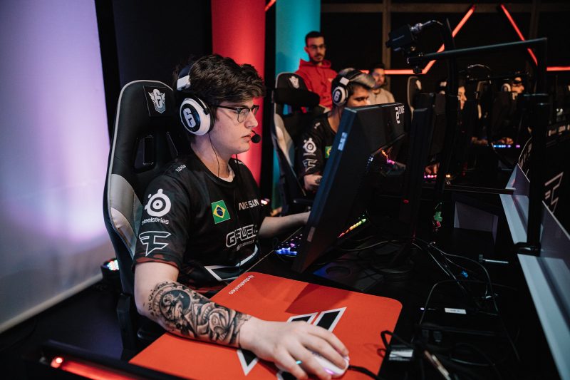 R6: Astro fala sobre playoffs do BR6: “Estamos preparados para jogar ...