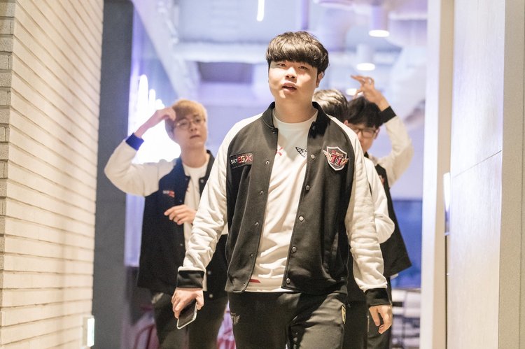 LoL: SKT T1 vence a SANDBOX e avança nos playoffs da LCK 2019 - Mais ...