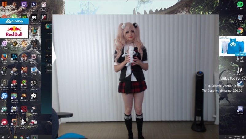 LoL: Sneaky faz cosplay de Junko Enoshima para sua stream - Mais Esports