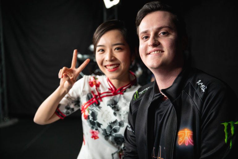 LoL: sOAZ irá se juntar à mesa de análise na final da LPL 2019 - Mais ...
