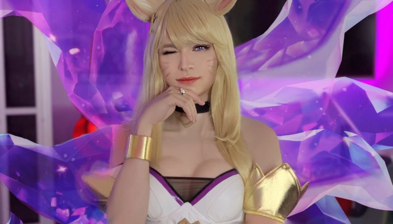 LoL: Sneaky apresenta seu novo cosplay de KDA Ahri - Mais Esports