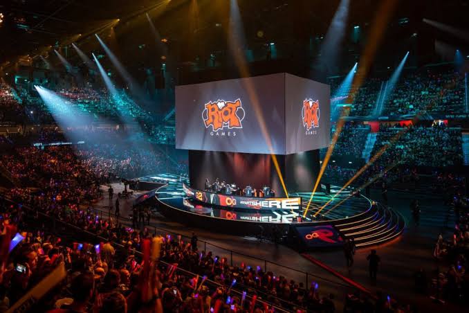 LoL: Riot revela a data de início de todas as ligas do mundo - Mais Esports