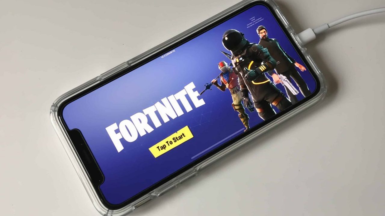Jogadores estão vendendo iPhones com Fortnite instalado por mais de 77 ...