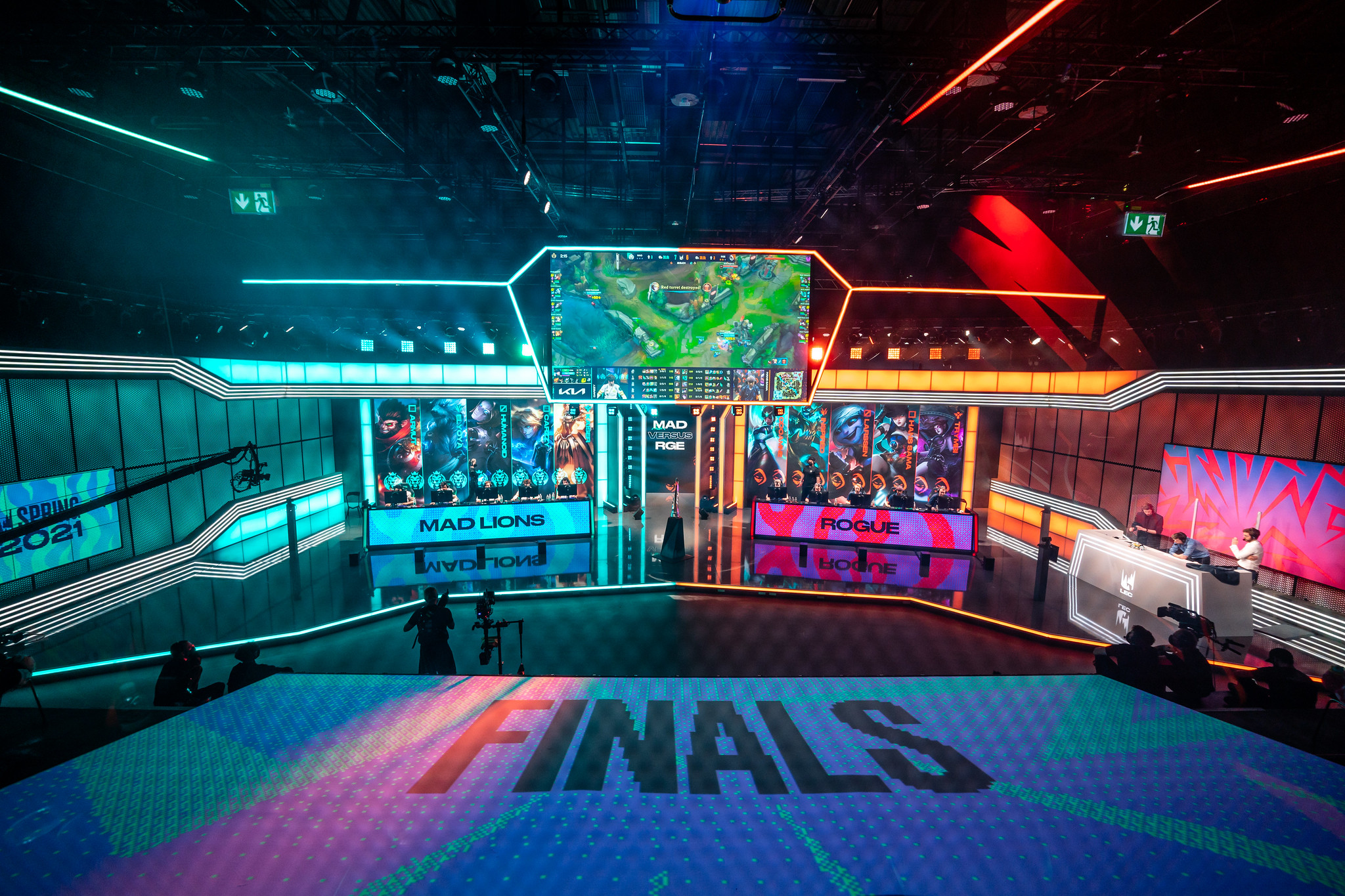 LEC 2021: Liga voltará a ter jogadores no estúdio com rodízio de equipes - Mais Esports