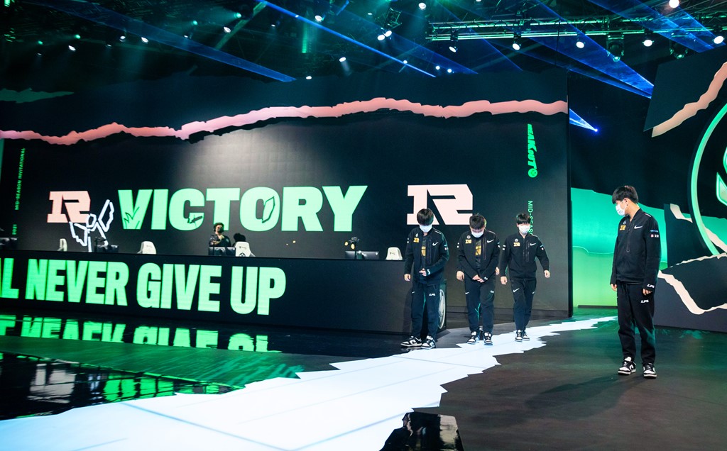 MSI 2021: RNG vence a DAMWON e C9 perde duas no 1° dia da Fase Hexagonal - Mais Esports