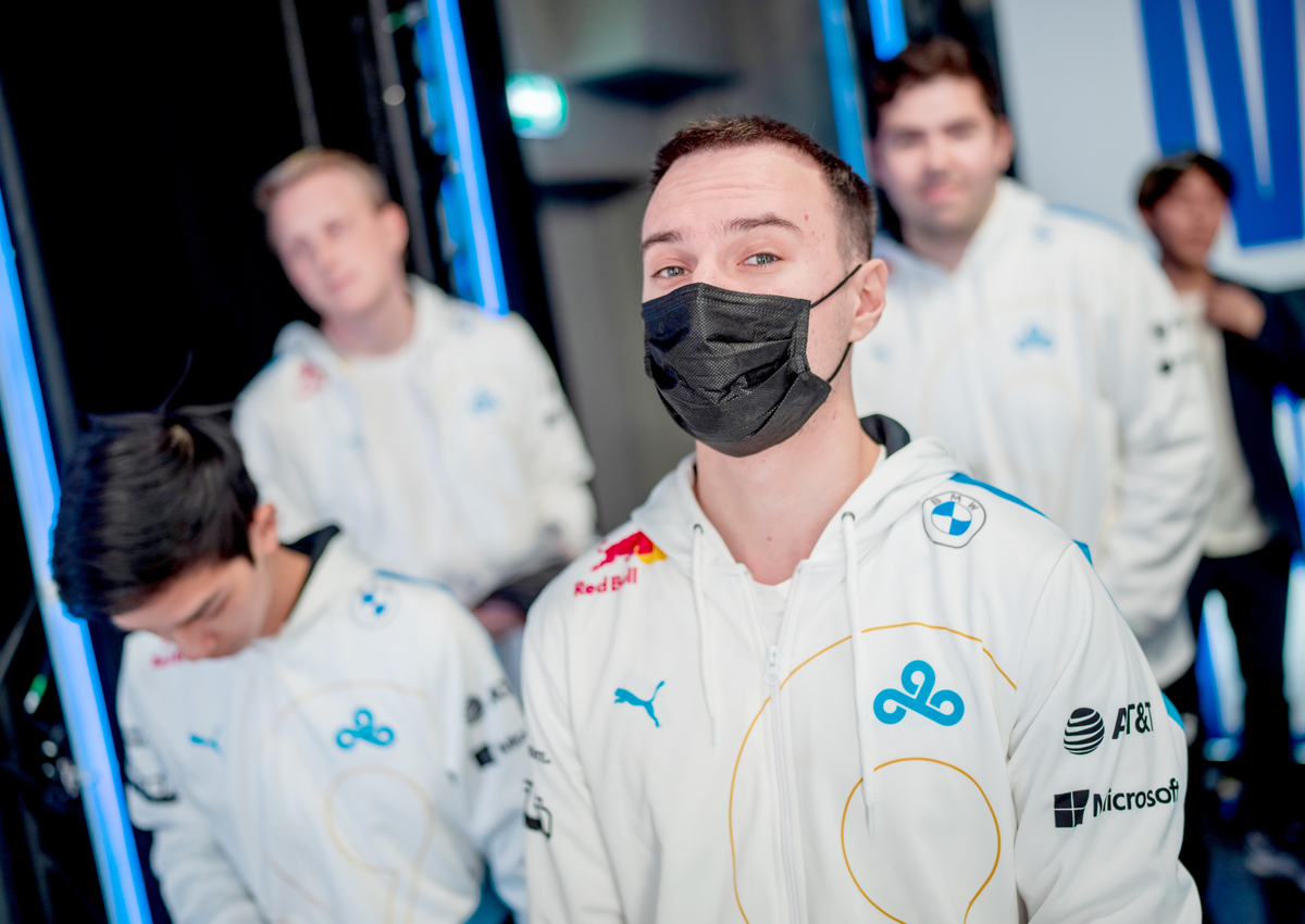 Worlds 2021: Cloud9 atropela PEACE com direito a partida de 19 minutos ...