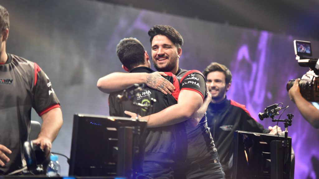 LoL: Relembre a carreira e títulos de brTT - Mais Esports