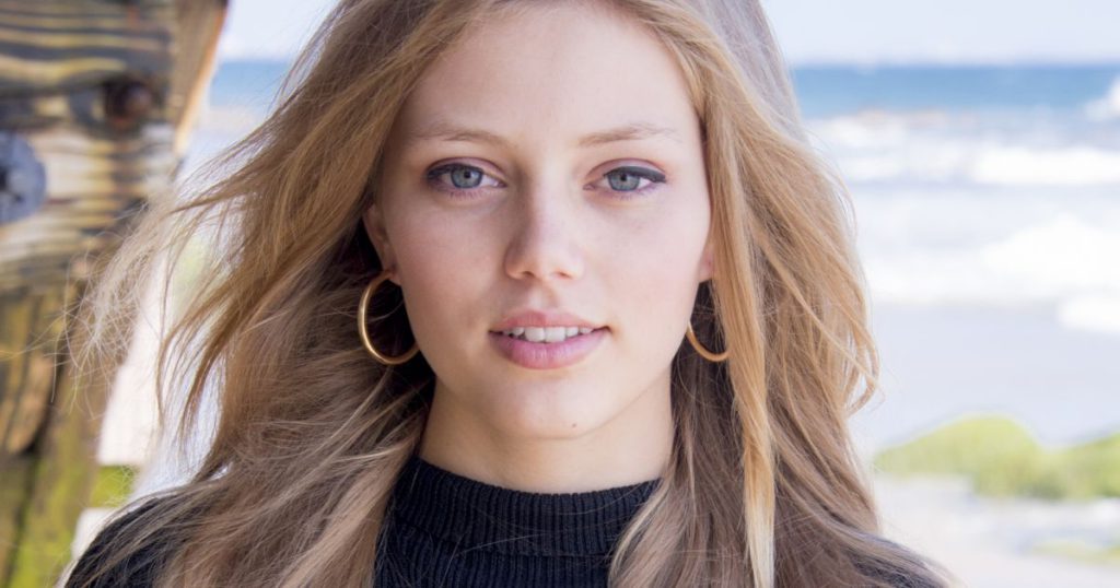 VALORANT: Atriz de Stranger Things, Grace Van Dien faz streams do FPS ...