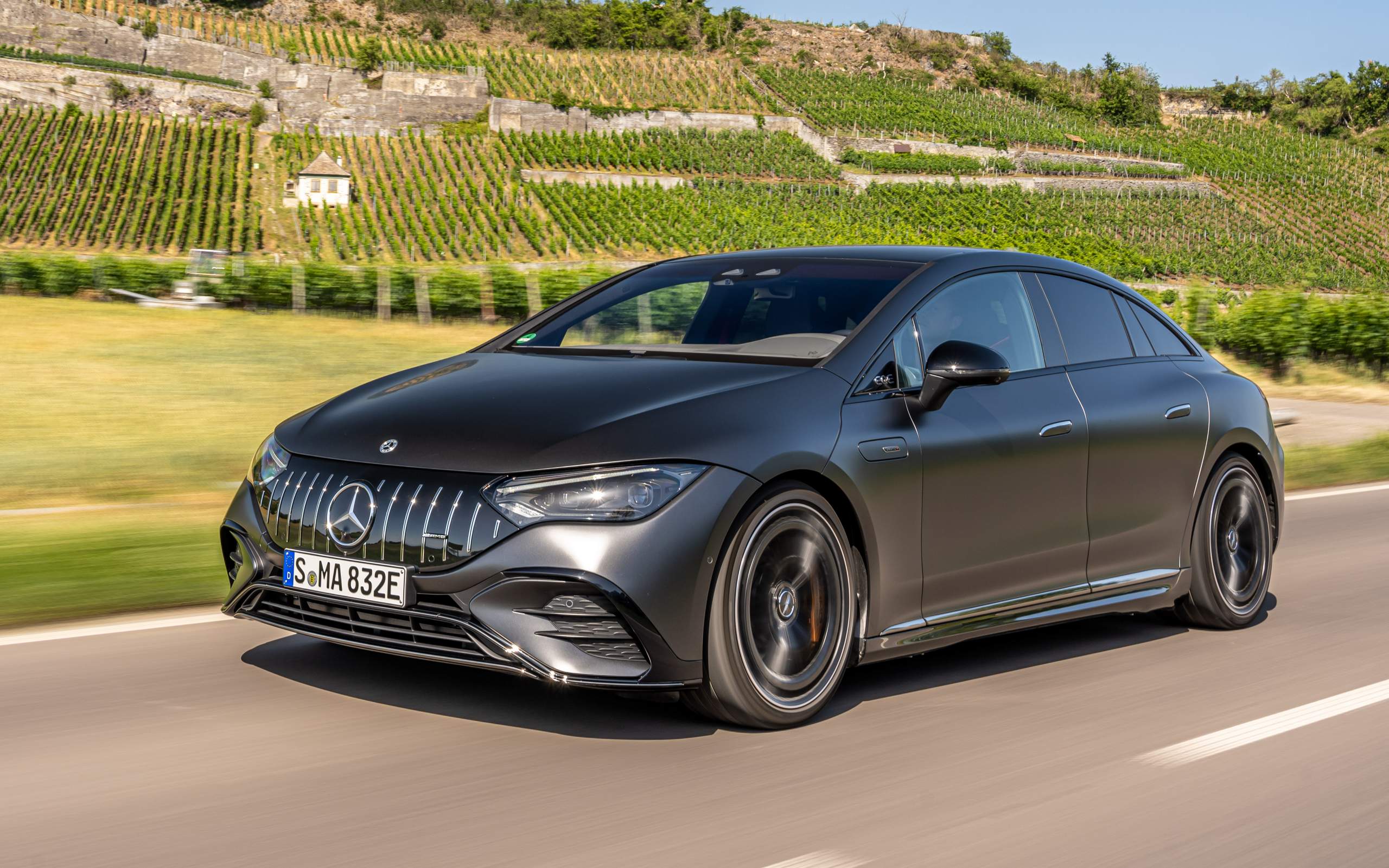 LoL: CEO da Mercedes presenteia Faker com carro de R$ 765 mil - Mais ...