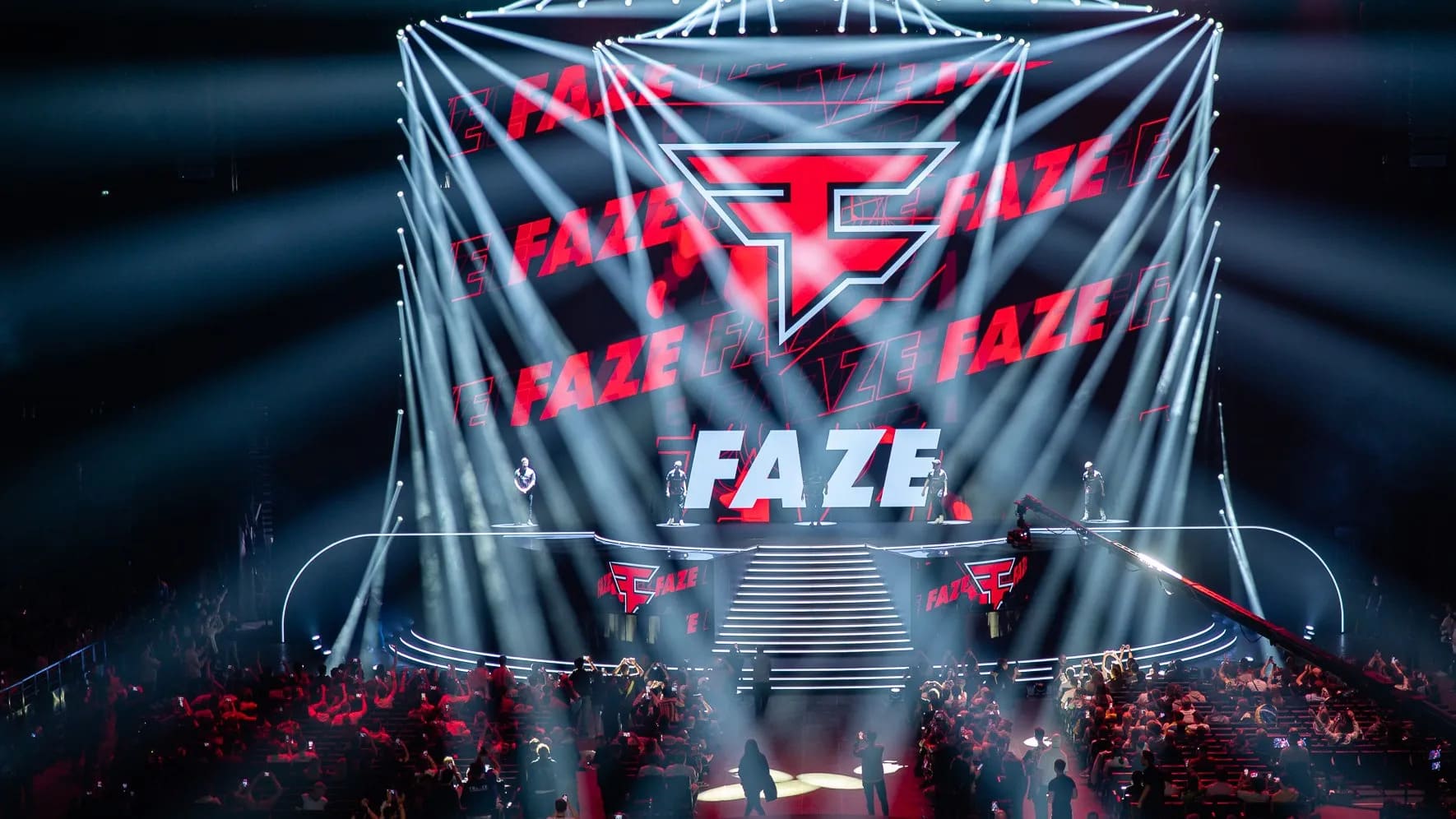 Empresa dona da Complexity anuncia aquisição da FaZe - Mais Esports