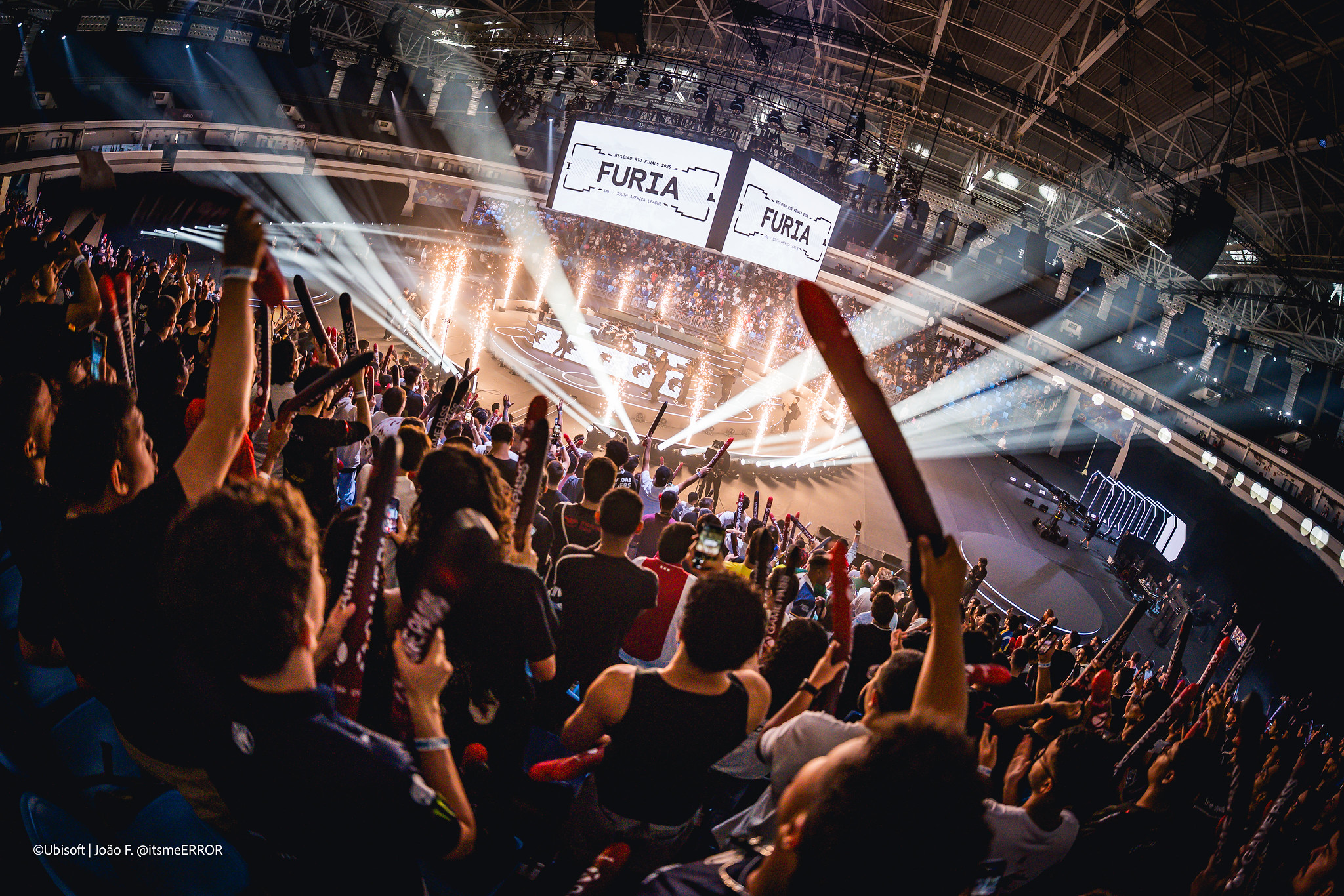 RELOAD: Torneio de R6 bate 219 mil espectadores - Mais Esports