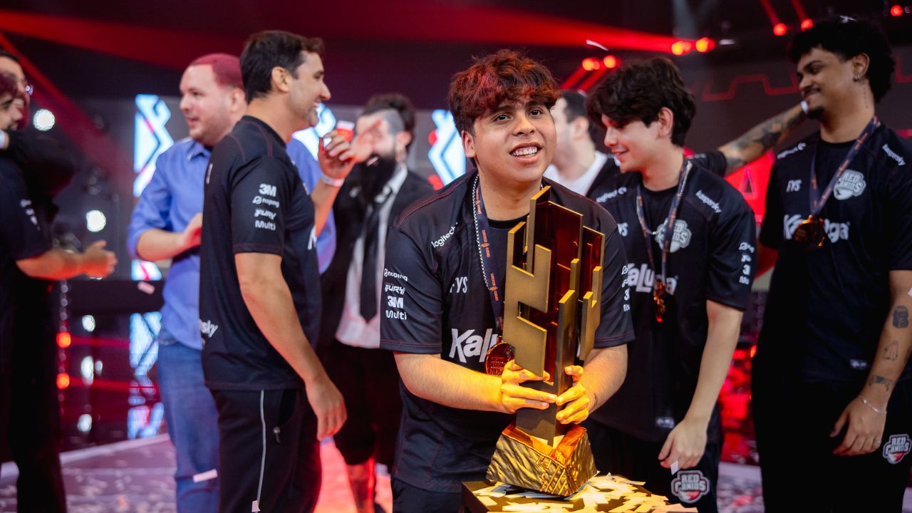 LTA Sul 2025: Ele fica! RED Canids oficializa renovação do Kaze - Mais ...